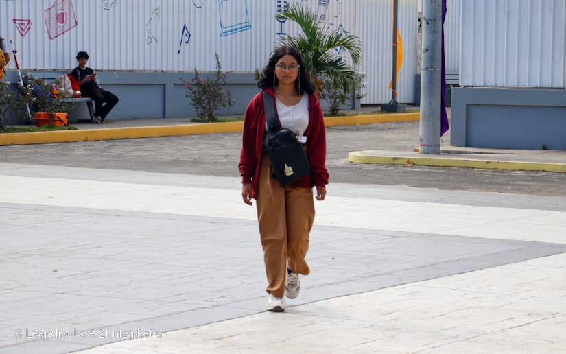 Keyling Castillo: Rompiendo estereotipos en la Mecánica de Motos