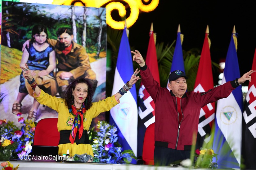 Acto Central: Gobierno de Nicaragua entrega autobuses a transportistas ...