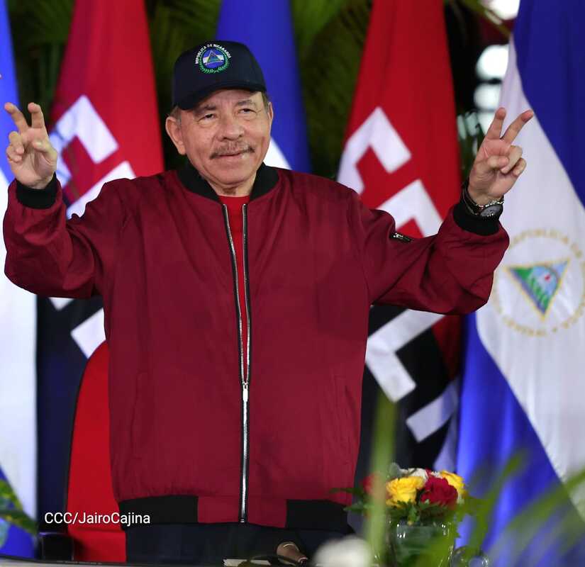 Acto Central: Gobierno de Nicaragua entrega autobuses a transportistas ...