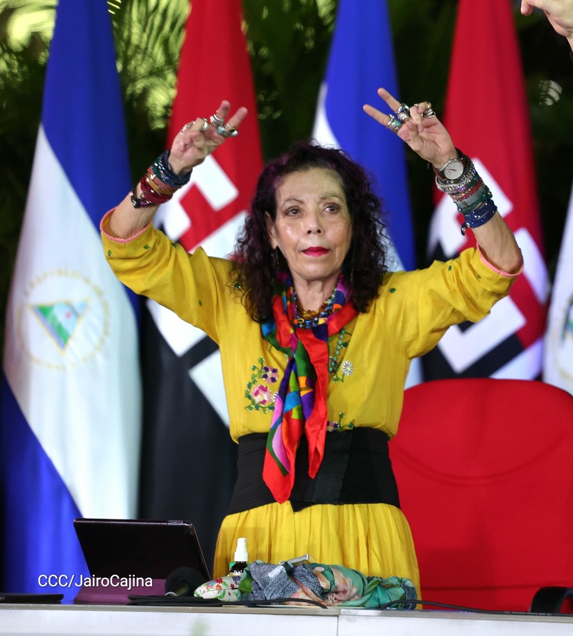 Acto Central: Gobierno de Nicaragua entrega autobuses a transportistas ...