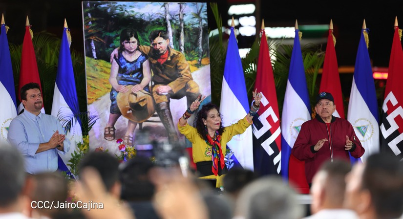 Acto Central: Gobierno de Nicaragua entrega autobuses a transportistas ...