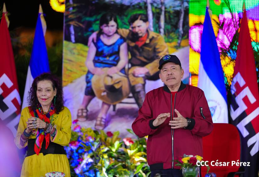 Acto Central: Gobierno de Nicaragua entrega autobuses a transportistas ...