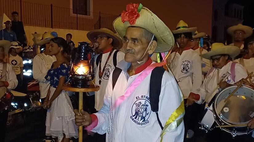 La Gran Sultana revive su herencia con el Atabal Granadino
