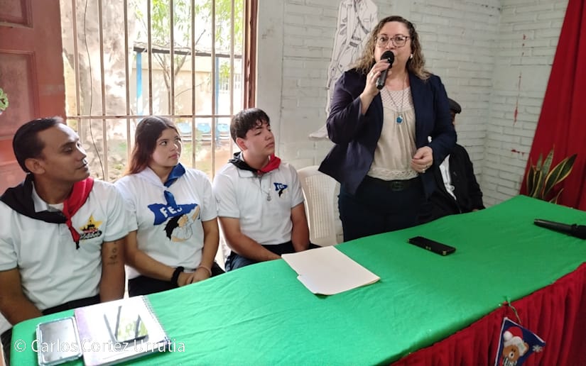 Entregan Bono Presidencial a Bachilleres 2025 en el Instituto Miguel ...