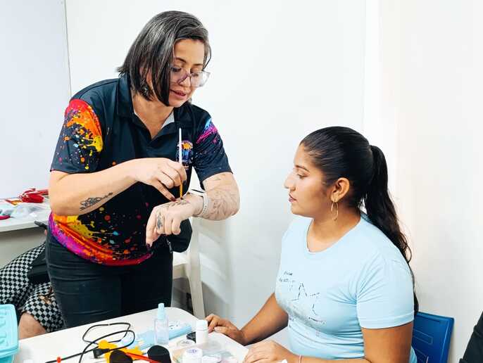 Imparten taller Work Shop Body Paint y Face Painting 2025