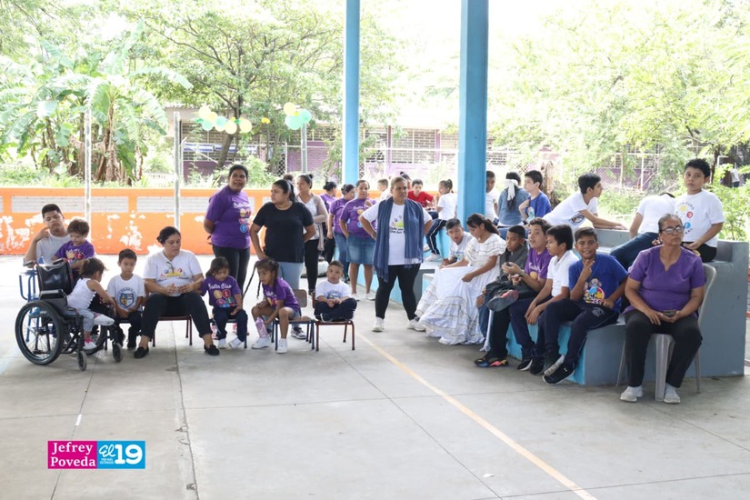 Ministerio de Educación celebra el Día Internacional del Bastón Blanco