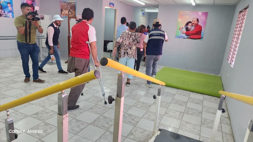 Familias de Managua inauguran centro de órtesis y prótesis