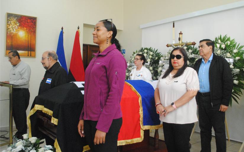 Medalla de Honor en Oro al diputado José Ignacio Balladares Jarquín