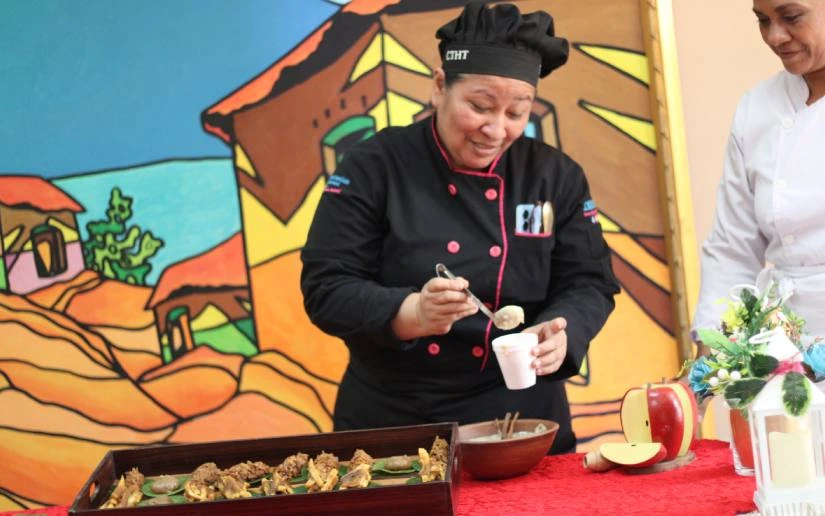 Centros tecnológicos rescatan identidad culinaria con postres tradicionales